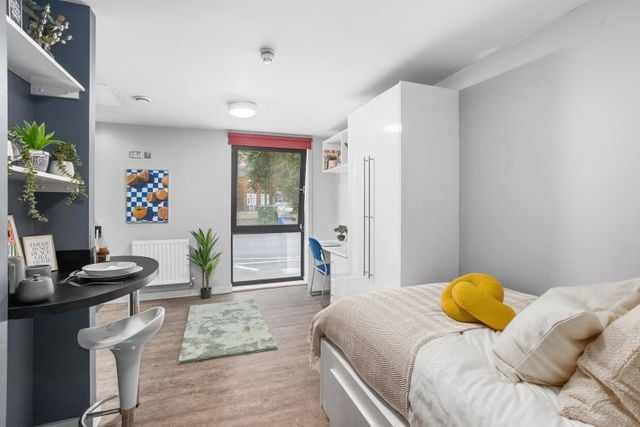 Student Accommodation in Cardiff University – Compare, Review & Request ...