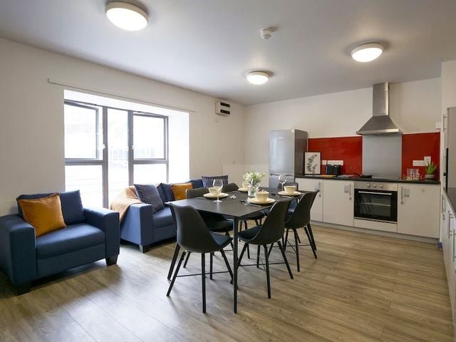 Student Accommodation in Kingston University – Compare, Review ...