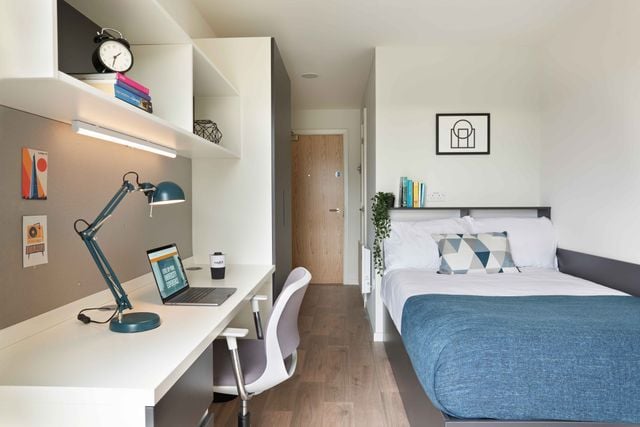 Student Accommodation in Edinburgh Napier University – Compare, Review ...
