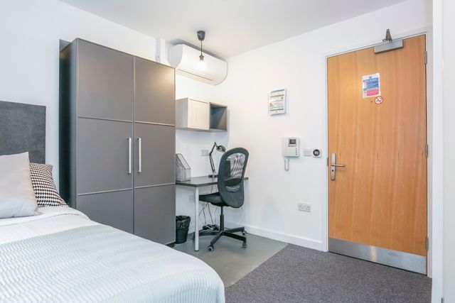 Student Accommodation in University of East London (UEL) – Compare ...
