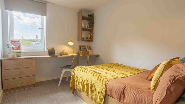 Student Accommodation in Leeds – Compare, Review & Request to Reserve ...