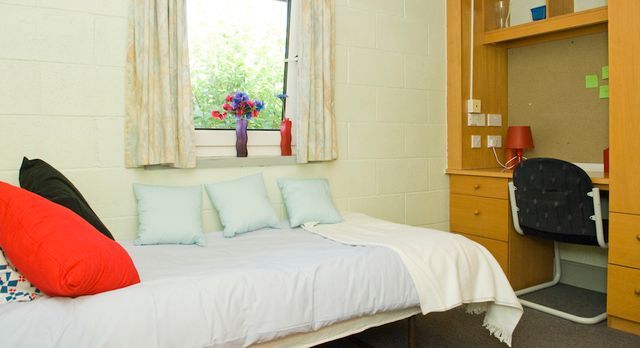 Student Accommodation at Middlesex University – Compare, Review ...