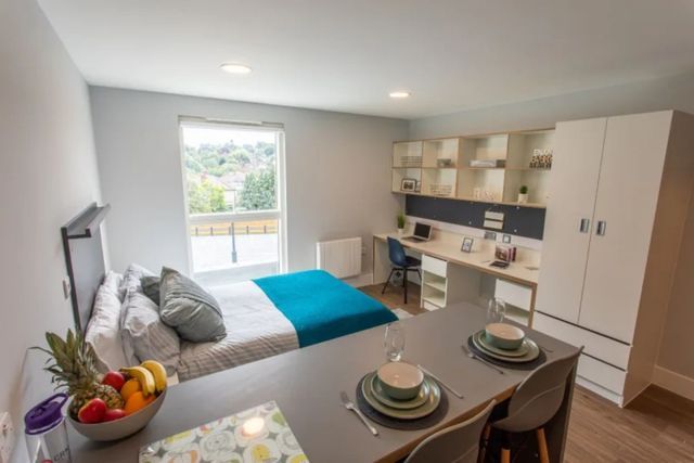 Student Accommodation in Oxford Brookes University – Compare, Review ...