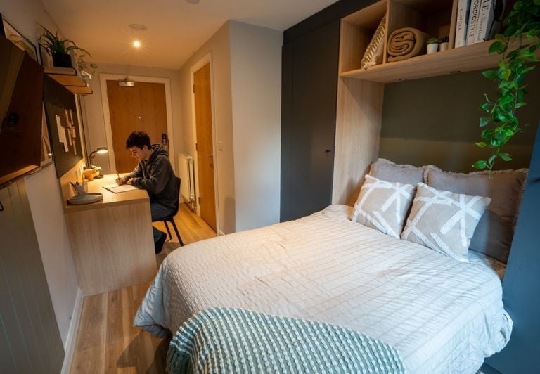 Fusion Nottingham Nottingham - Request to Reserve for Free 25 Student ...