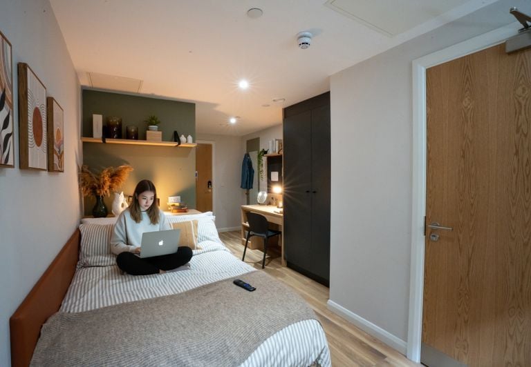 Fusion Nottingham Nottingham - Request to Reserve for Free 25 Student ...