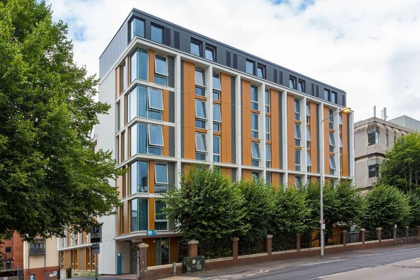 Queen Street Studios Exeter - 26 Verified student reviews