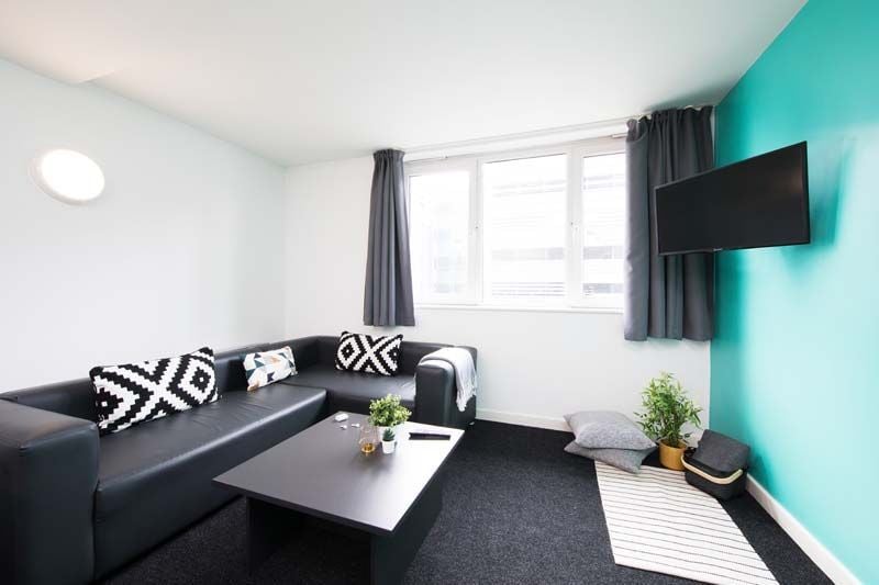 Brook Hall Manchester - 33 Verified student reviews