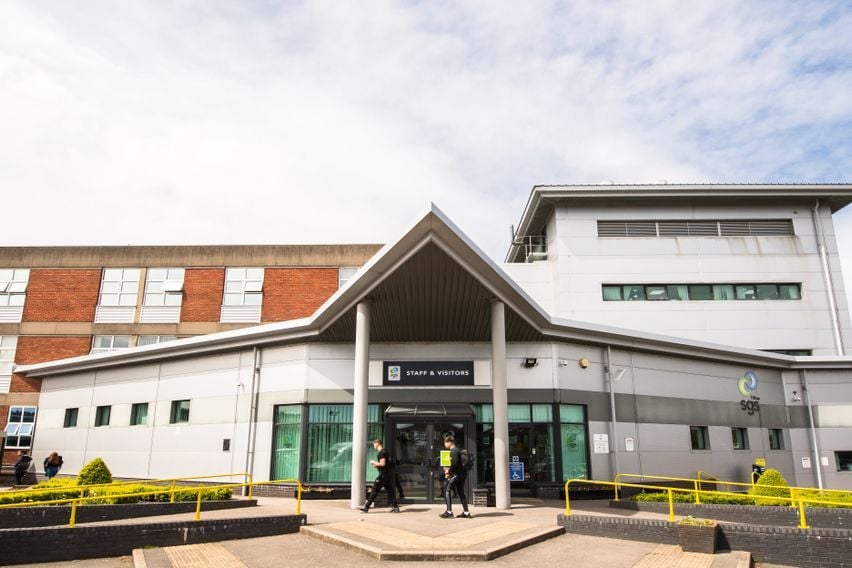 SGS (South Gloucestershire and Stroud College): Reviews, Acceptance ...